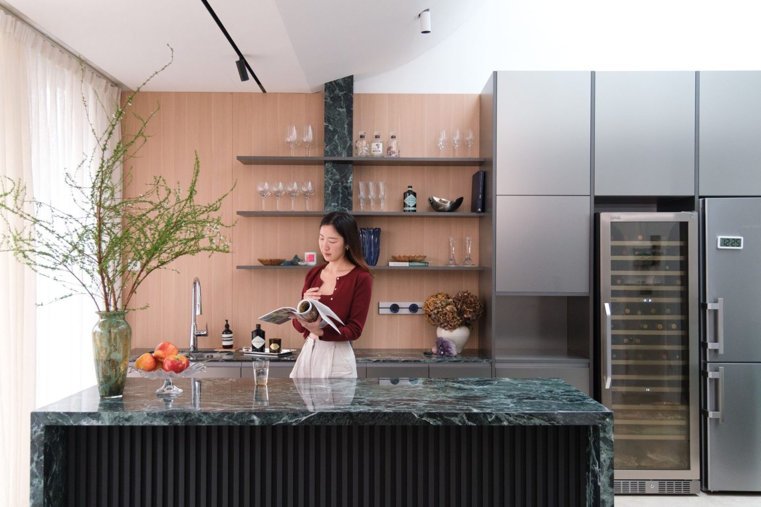 How To Keep Cables Neat And Tidy | Nexen Power Track